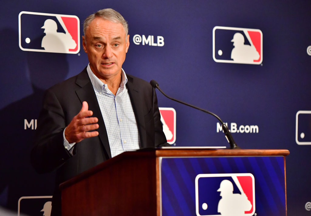 MLB holds off on formal delay to Spring Training | SportBusiness