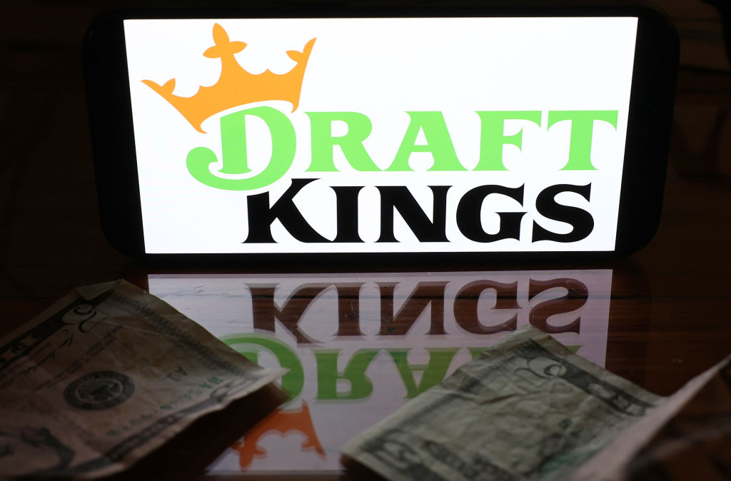 DraftKings posts 44-per-cent Q4 revenue rise, acquires Jackpocket ...